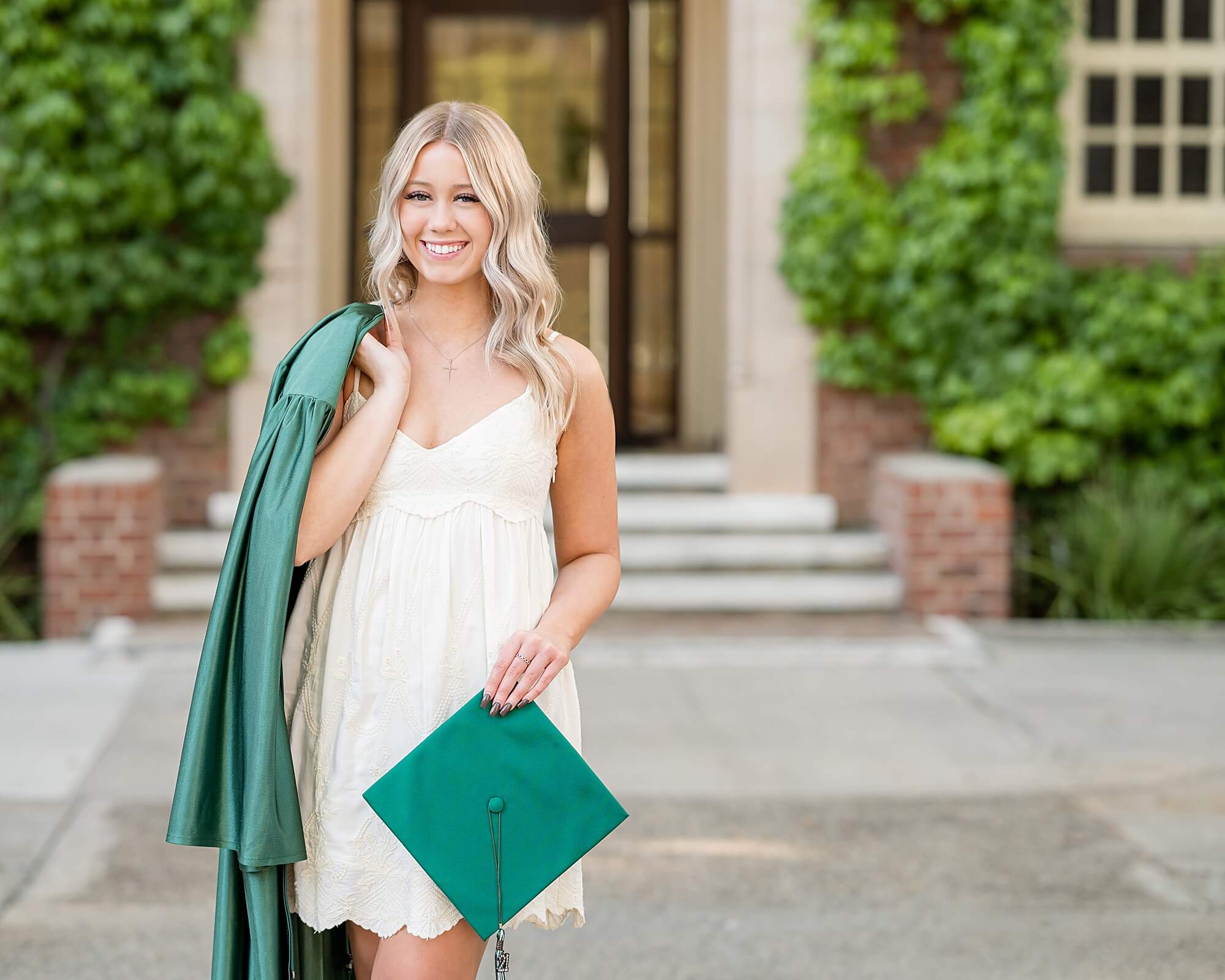 How to Prep for Your Graduation Photo Session | University of the ...