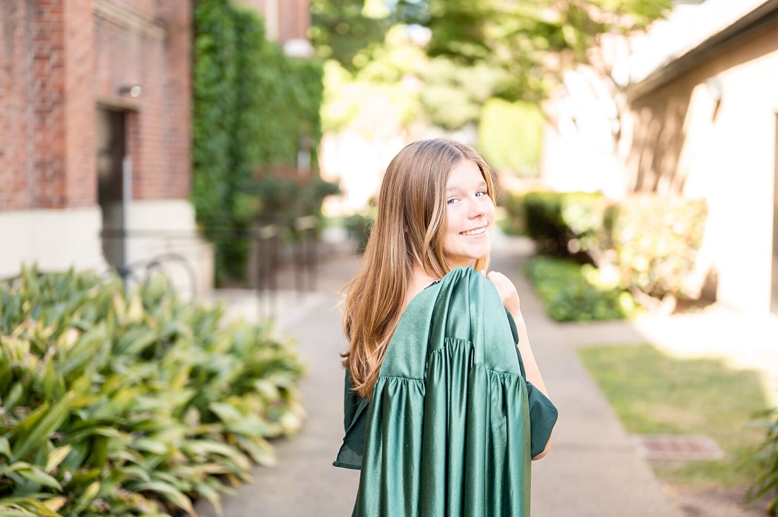 5 Things to Know About An 8th Grade Graduation Photoshoot - Gia Chong ...
